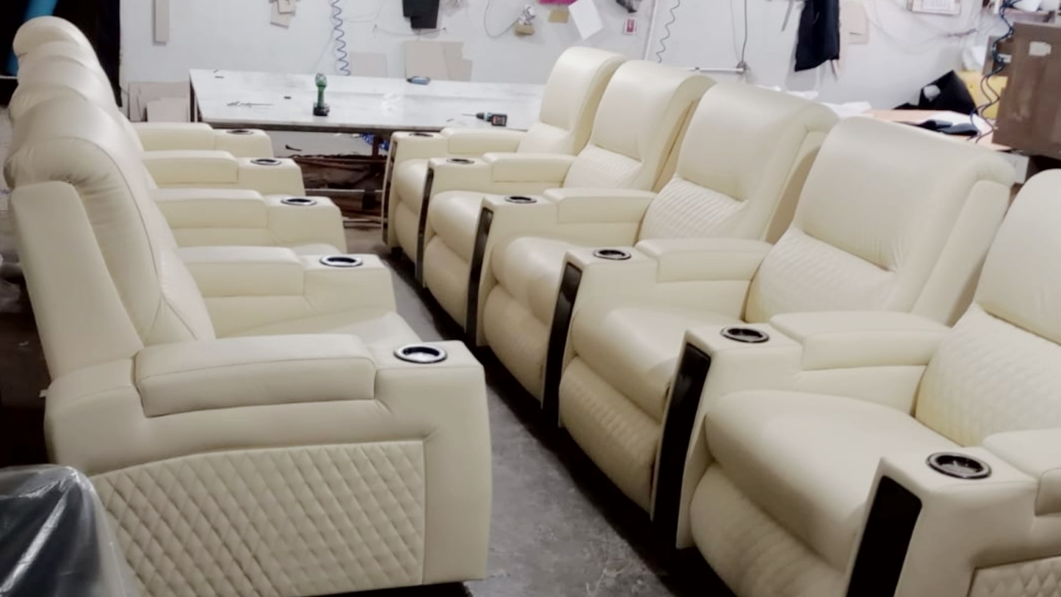 Anika Reclining Chair VIP Theater & Cinema Seating - Seatorium™